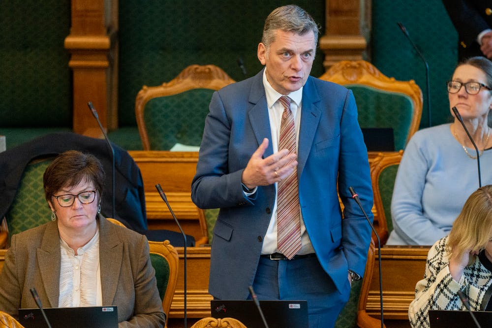 Jan E. Jørgensen sammenligner ECCO-ansatte med værnemagere under 2 ...